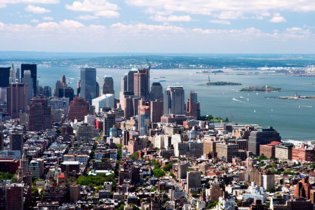 Manhattan Weather: When Is The Best Time To Visit? | TouristSecrets