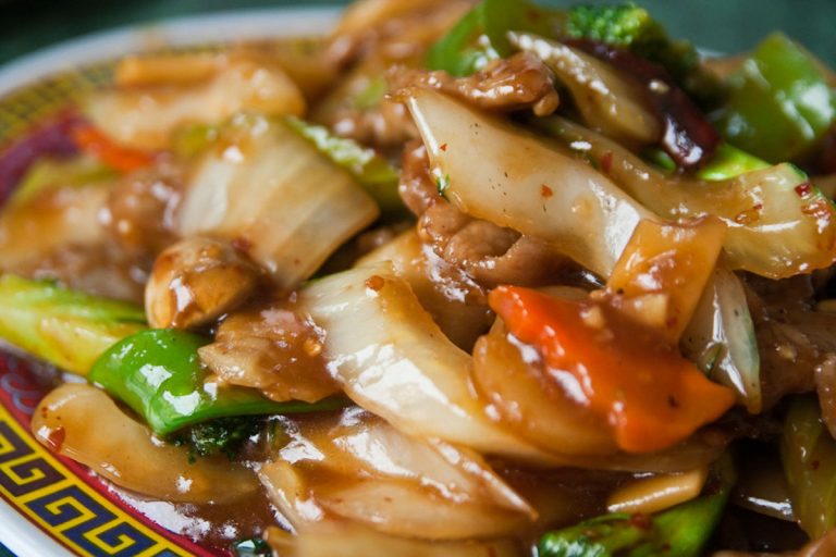 10 Must Try Chinese Dishes From China Wok Springfield | TouristSecrets