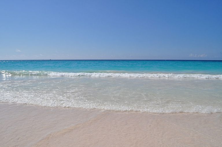 10 Best Pink Sand Beaches In The World | TouristSecrets