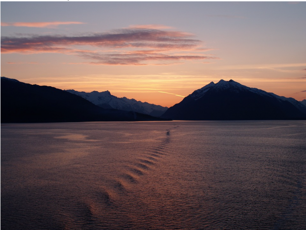 15 Must-See Attractions in Alaska | TouristSecrets