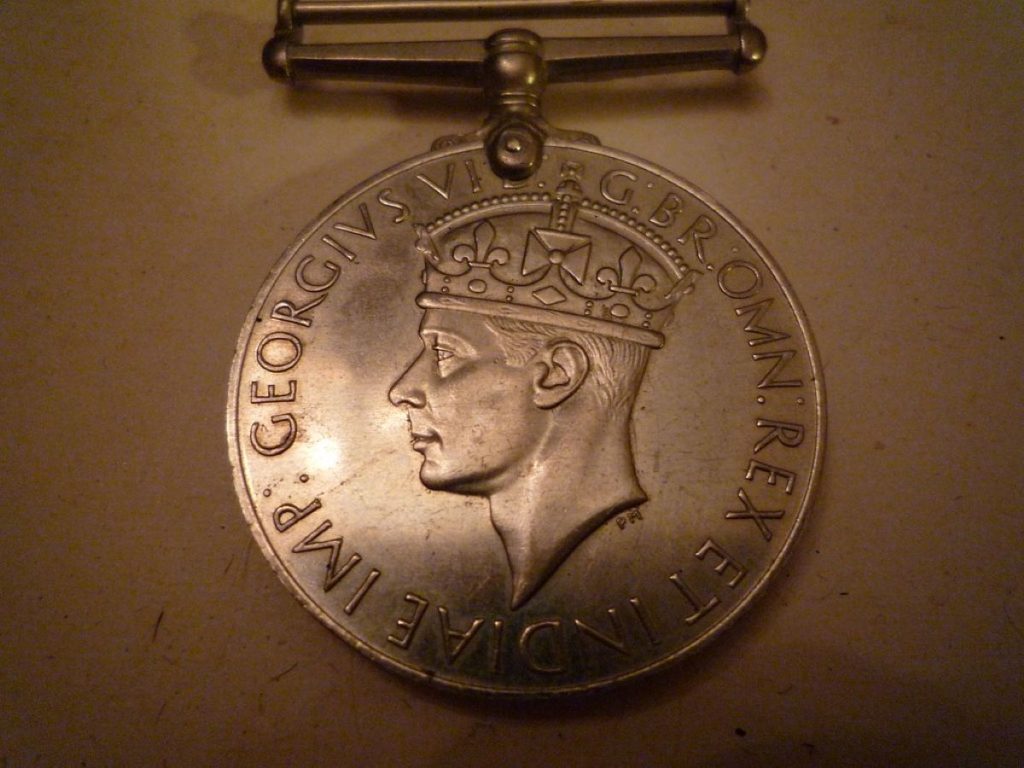 Warwick Castle: All You Need To Know In 5 Minutes | TouristSecrets