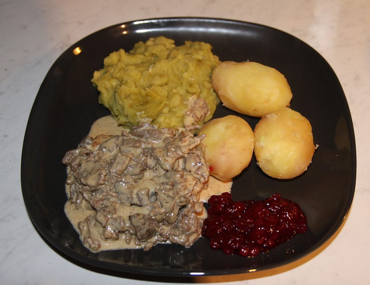 10 Must Try Foods When Traveling To Norway | TouristSecrets