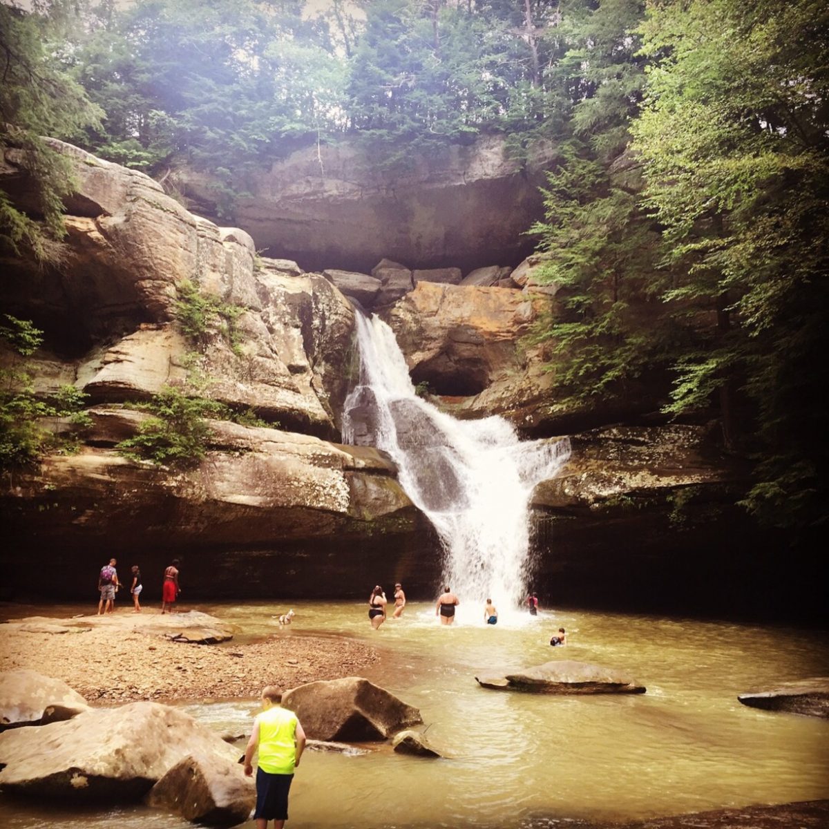 Admire 10 Breathtaking Waterfalls in Ohio | TouristSecrets
