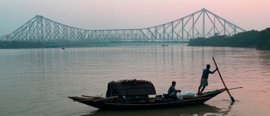 Howrah Bridge In Kolkata - All You Need To Know | TouristSecrets