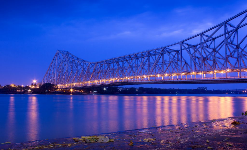 Howrah Bridge In Kolkata - All You Need To Know | TouristSecrets