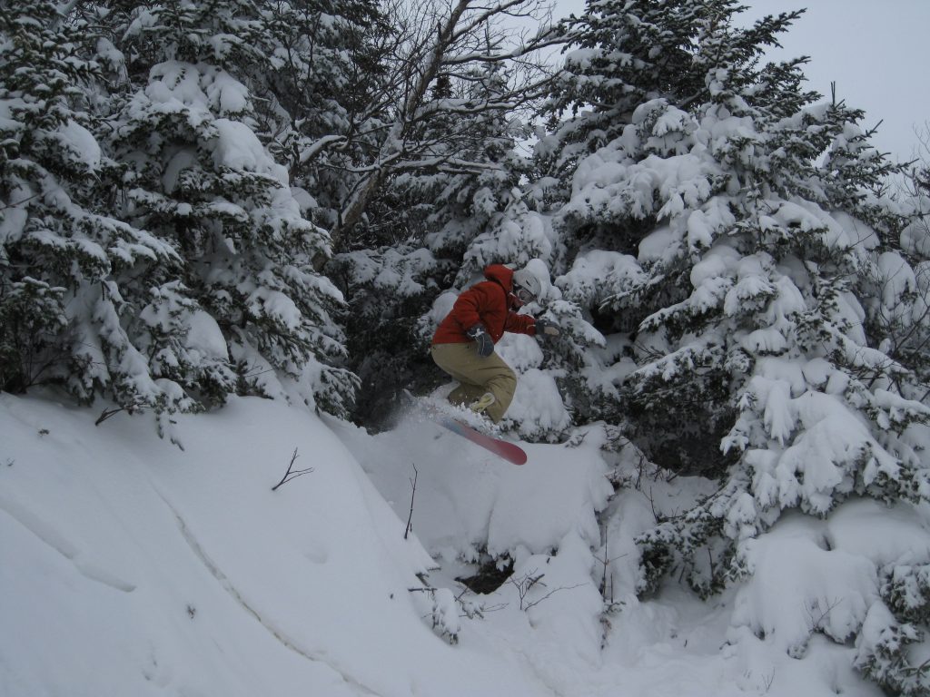 10 BEST Vermont Ski Resorts To Visit This Winter | TouristSecrets