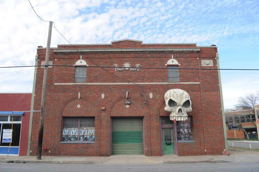 Top 10 Halloween Movie Locations You Can Visit | TouristSecrets