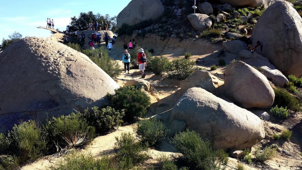 BEST Guide You Need To Hike And Conquer The Potato Chip Rock