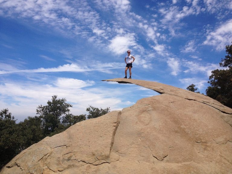 BEST Guide You Need To Hike And Conquer The Potato Chip Rock