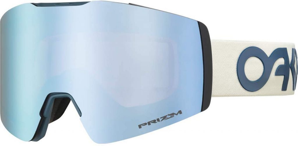 15 Best Ski Goggles That Are Stylish Yet Durable in 2020 | TouristSecrets