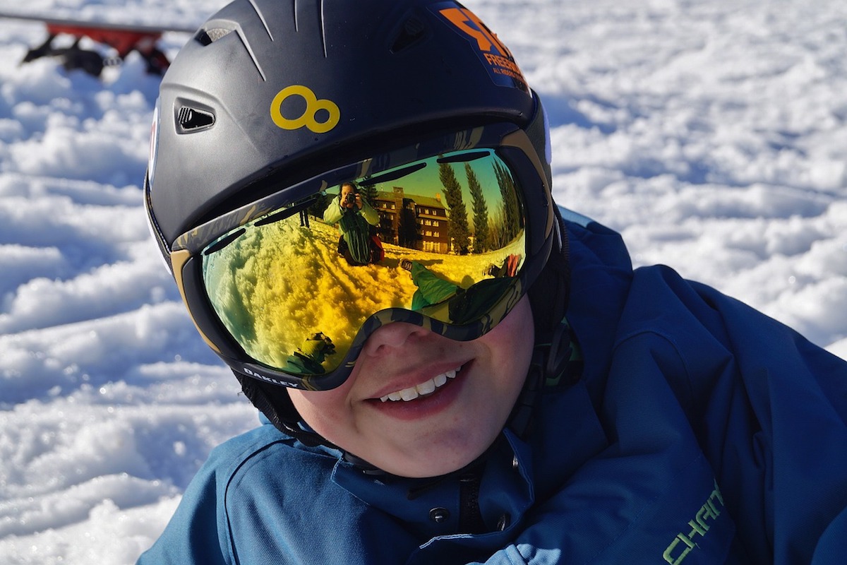 15 Best Ski Goggles That Are Stylish Yet Durable in 2020 | TouristSecrets