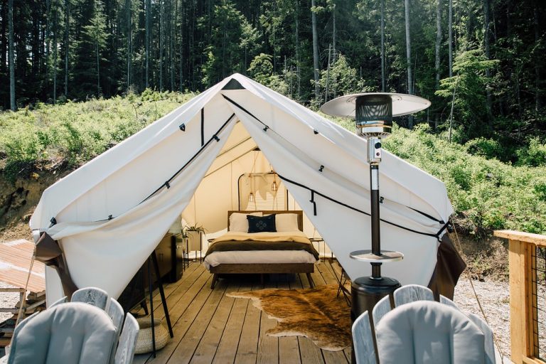 25 Best Luxury Glamping Spots In The U.S. To Pimp Up Your Holiday