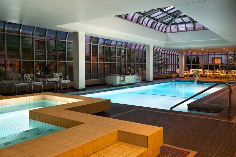 20 Best Hotels with Indoor Swimming Pools in the U.S. | TouristSecrets
