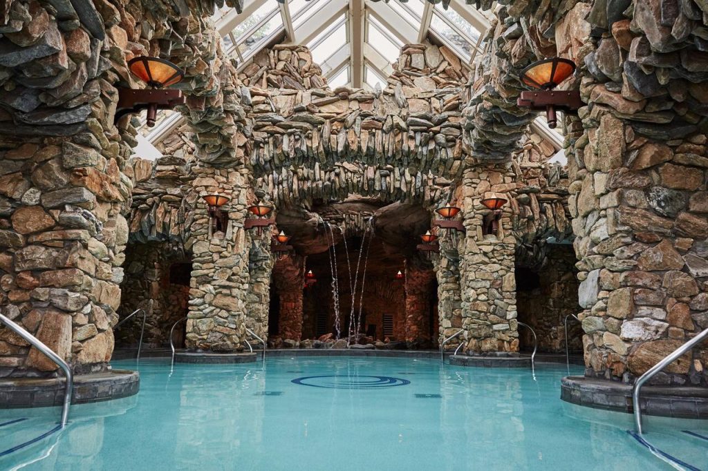 20 Best Hotels with Indoor Swimming Pools in the U.S. | TouristSecrets