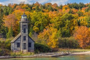 20 Best Places to See Michigan Fall Colors | TouristSecrets