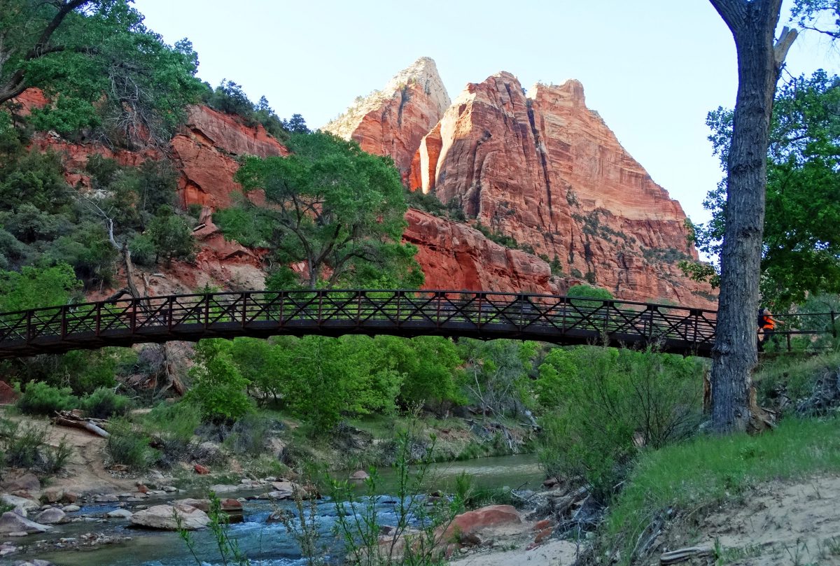 Best Time to Visit Zion National Park | TouristSecrets