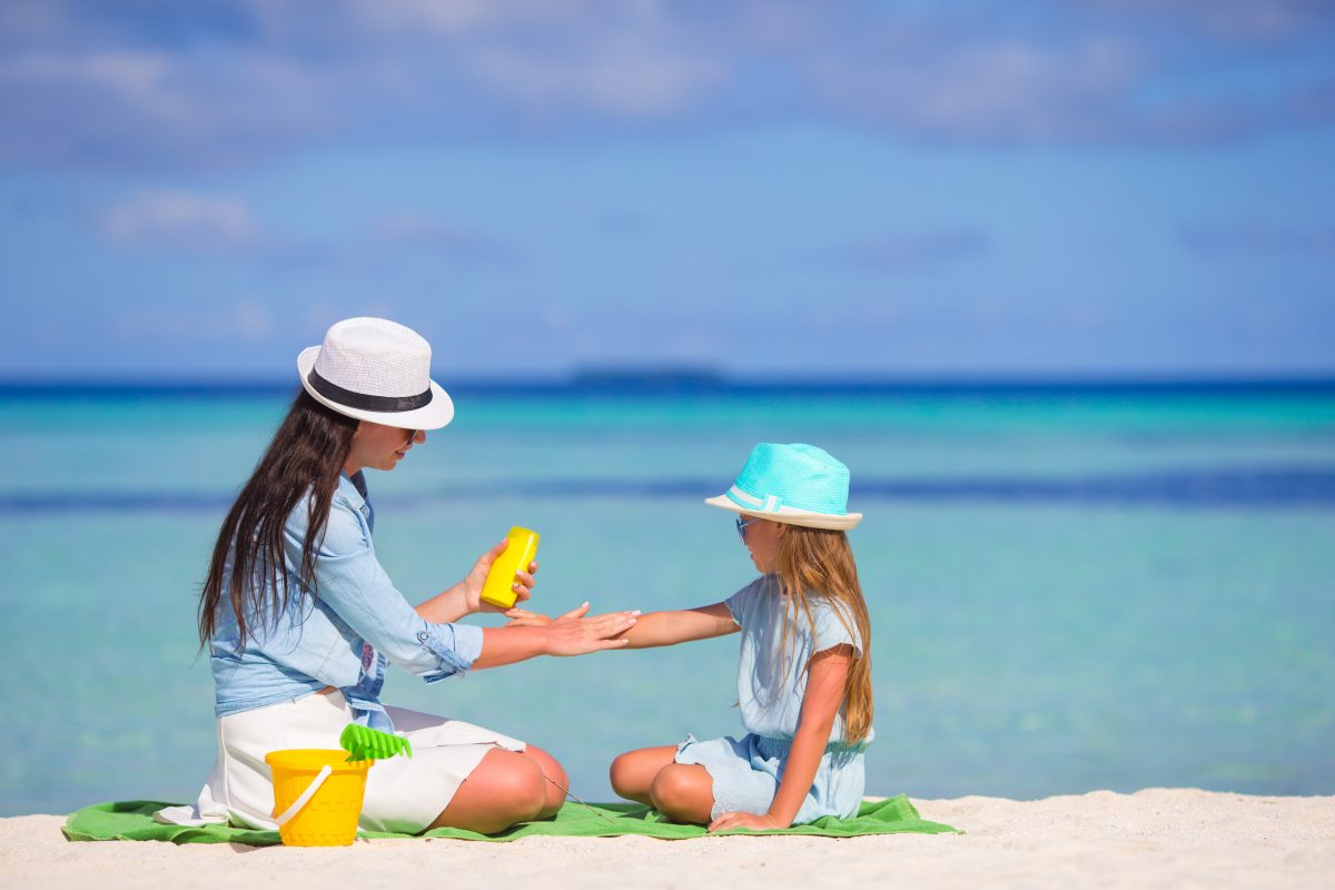 The Ultimate Beach Packing List in 2022 | TouristSecrets