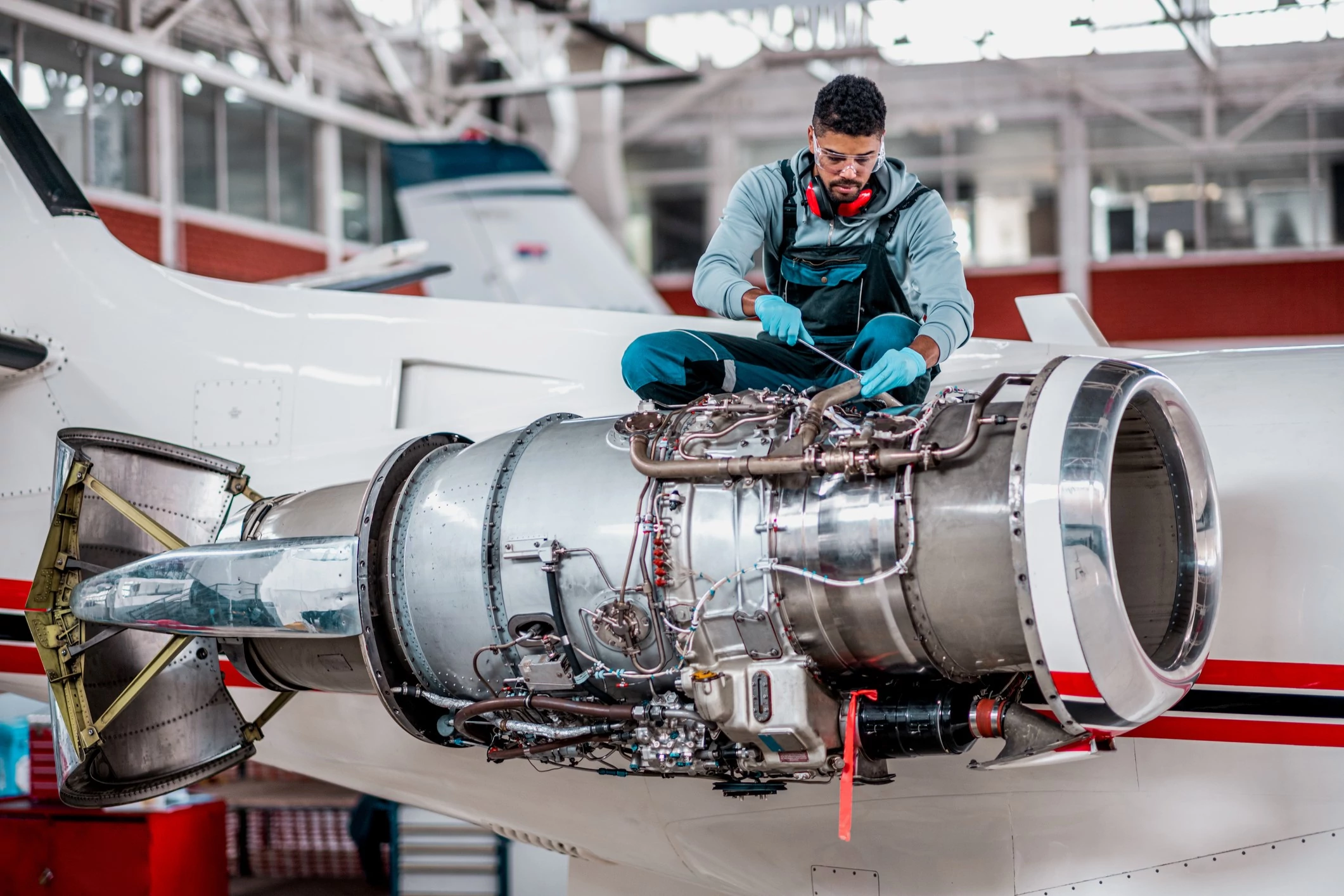 How To Become Airplane Mechanic TouristSecrets
