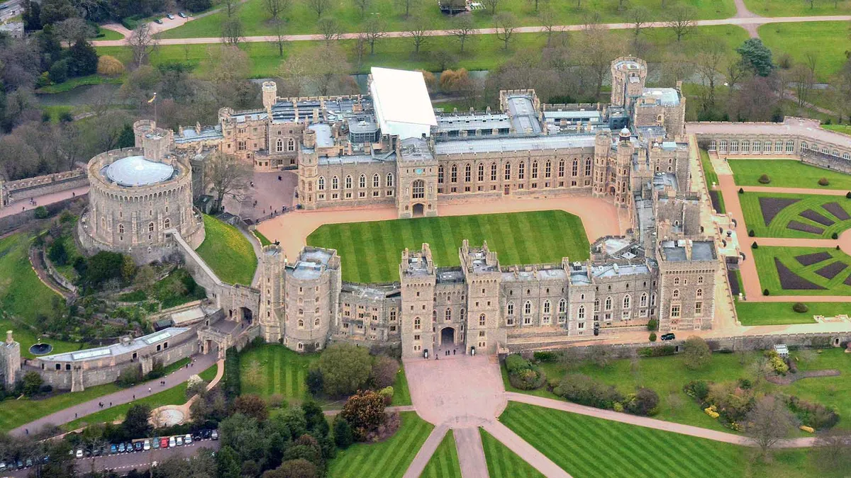 The Palace of War | TouristSecrets