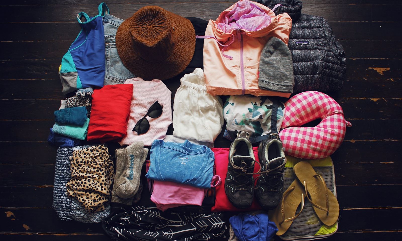 The Ultimate Packing List for World Travelers | TouristSecrets