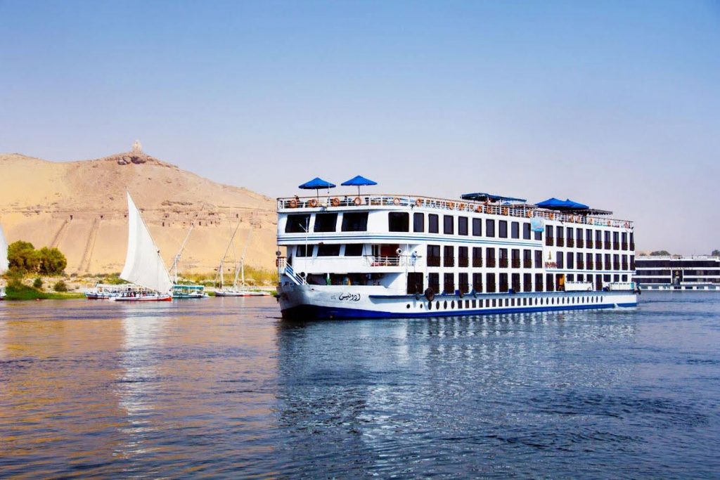 What Is A River Cruise | TouristSecrets