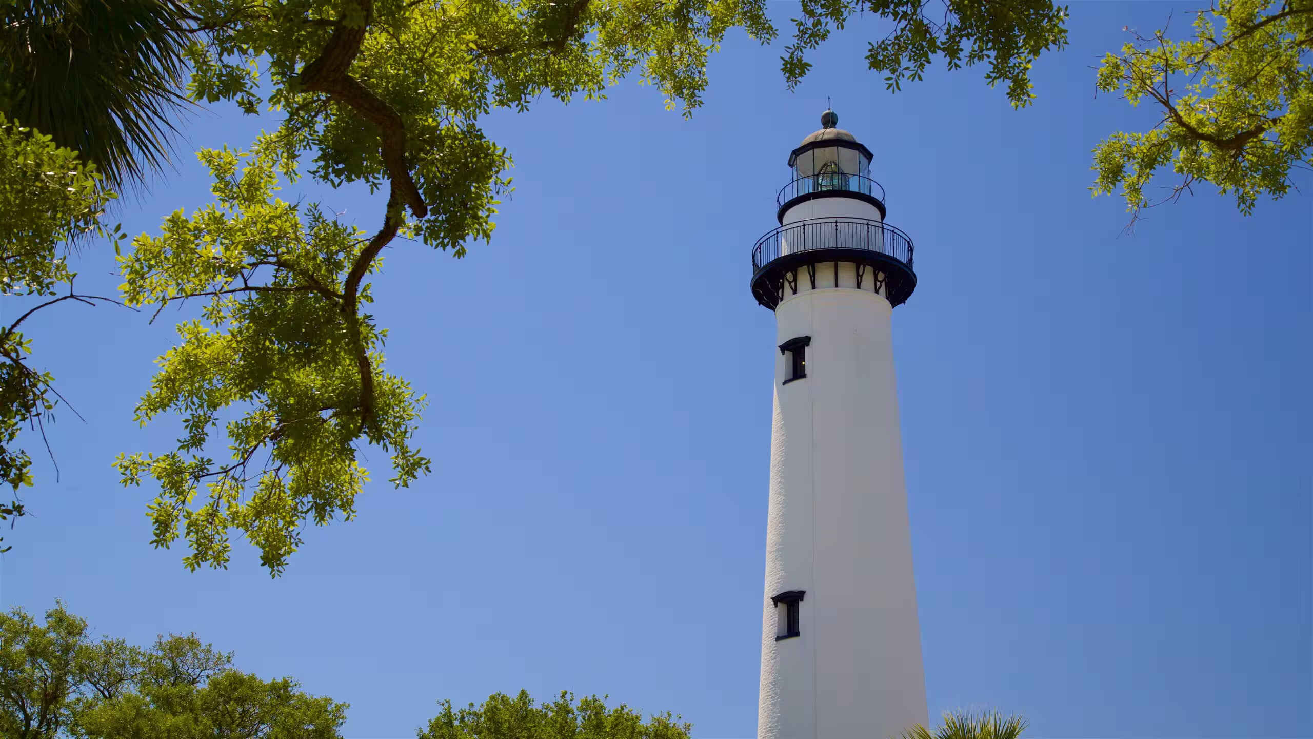 Beacon Of History: St. Simons Island Lighthouse Museum | TouristSecrets
