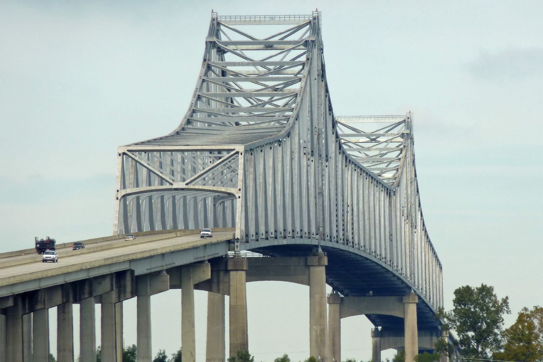 Stunning Views Await At Gramercy's Veterans Memorial Bridge ...