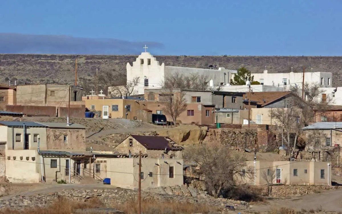Unveil The Wonders Of Laguna Pueblo Museum | TouristSecrets