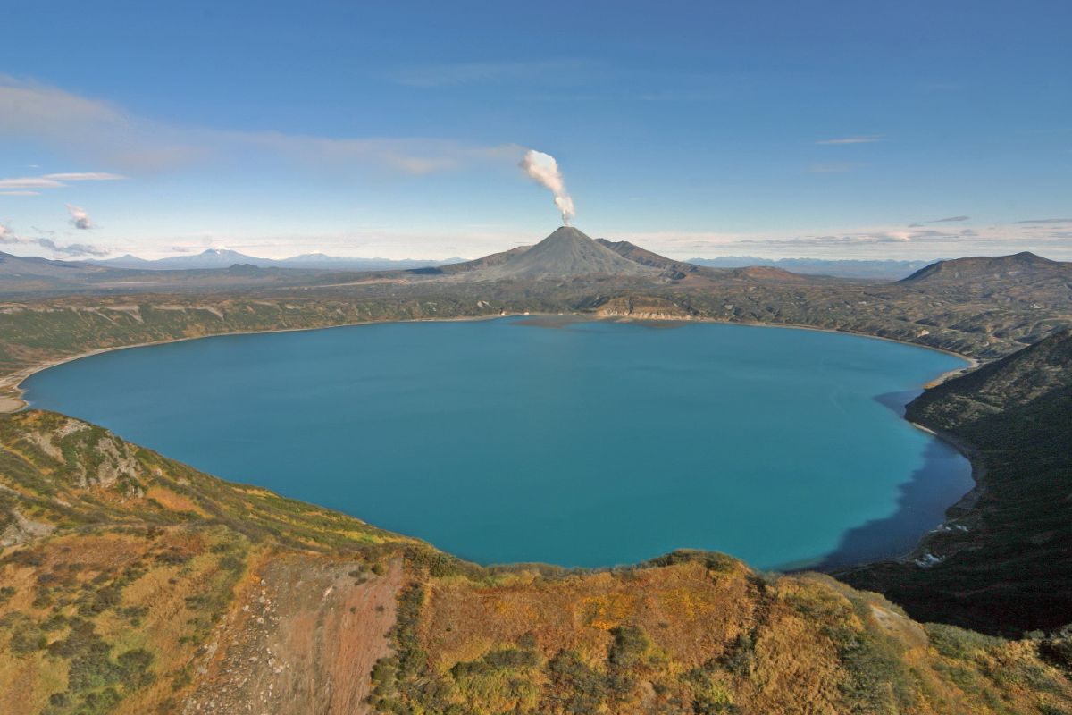 Mysteries Of California's Clear Lake Volcanic Vents | TouristSecrets