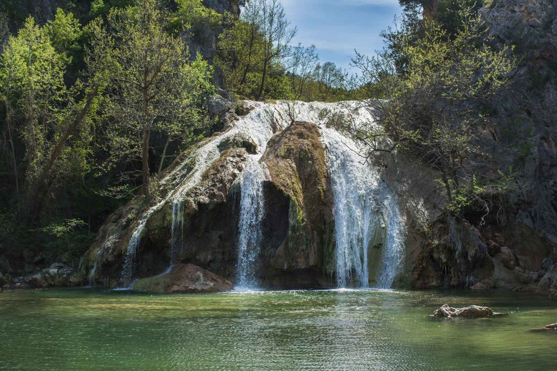 Turner Falls Park's Majestic 77-Foot Waterfall Adventure | TouristSecrets