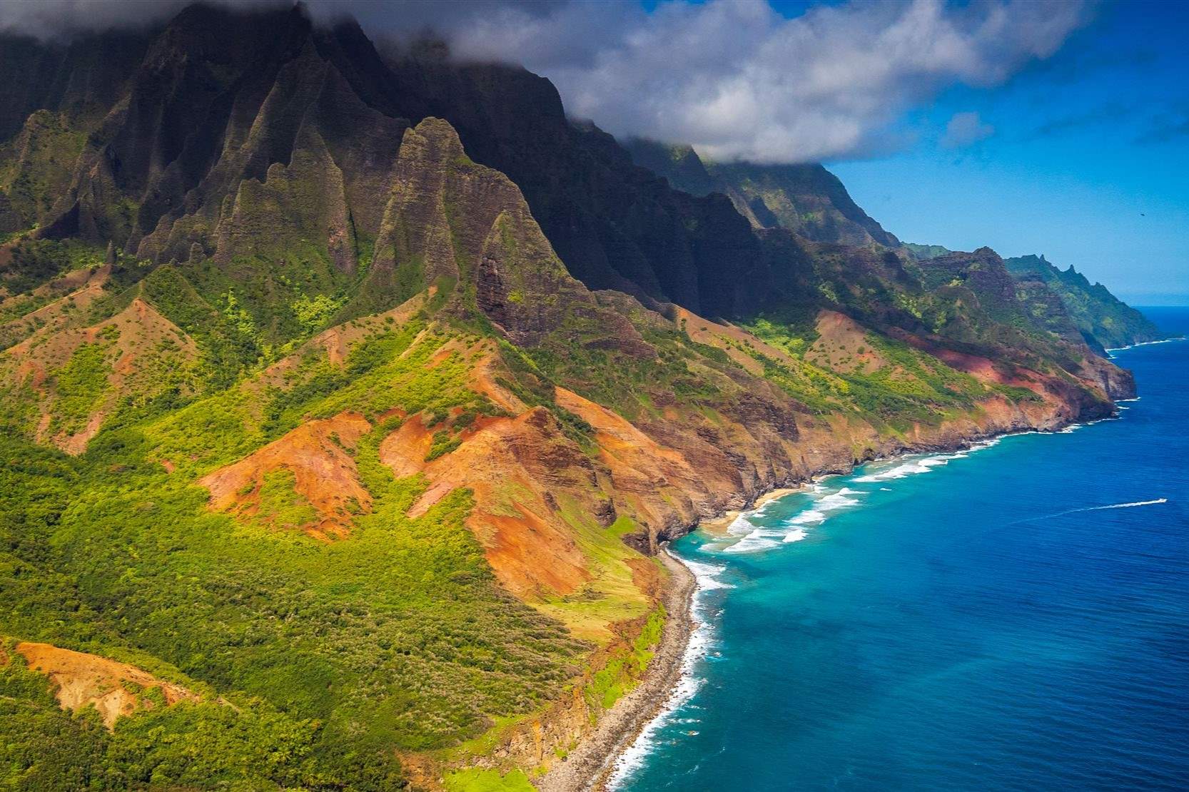 Mysteries Of Hawaii's Hidden Valley | TouristSecrets Mysteries Of Hawaii's Hidden Valley | TouristSecrets