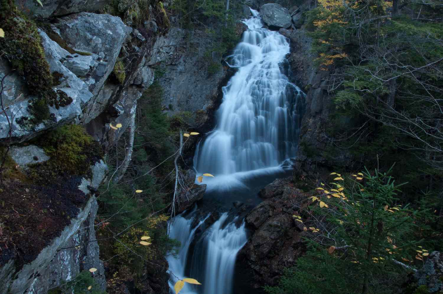 Mysteries Of New Hampshire's Crystal Mountain Waters | TouristSecrets