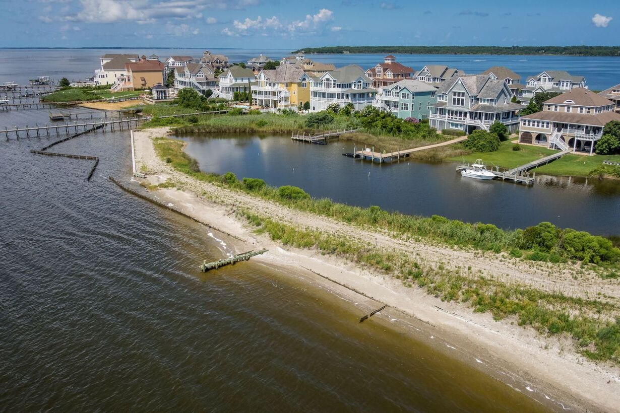 Mysteries Of North Carolina's Pirate Cove | TouristSecrets