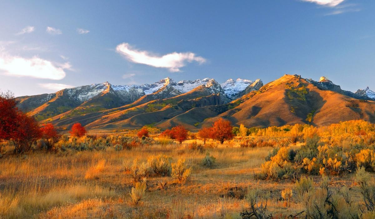 Secrets Of Ghost Crystal Works In Elko Hills | TouristSecrets