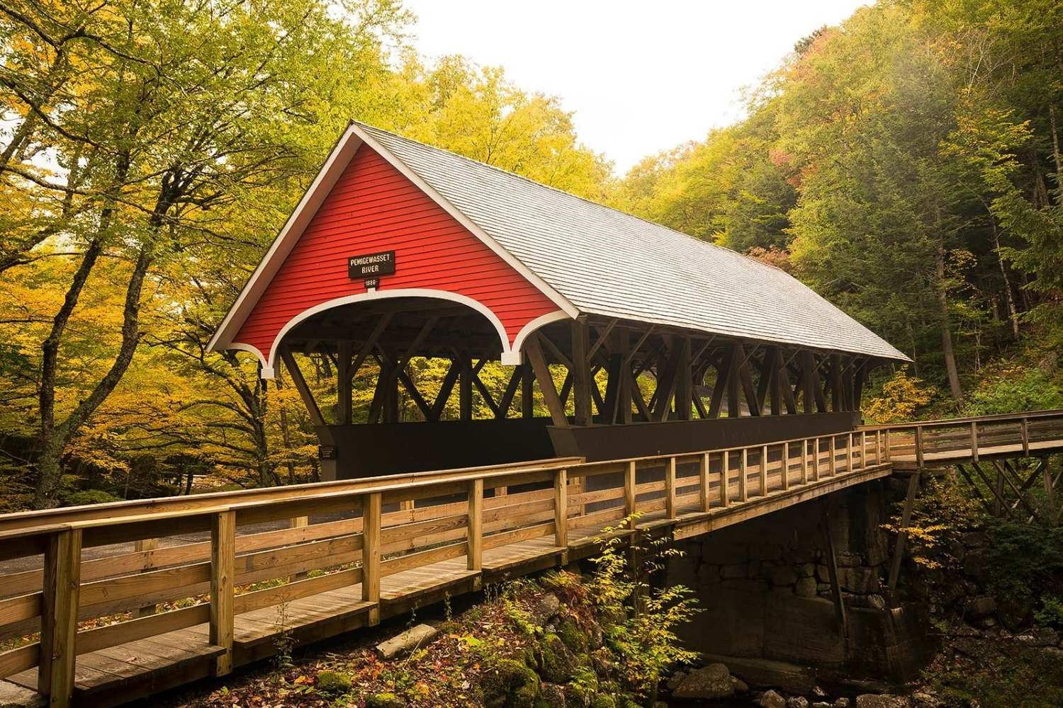 Hidden Wonders Of New Hampshire's Flume Gorge Covered Bridge | TouristSecrets