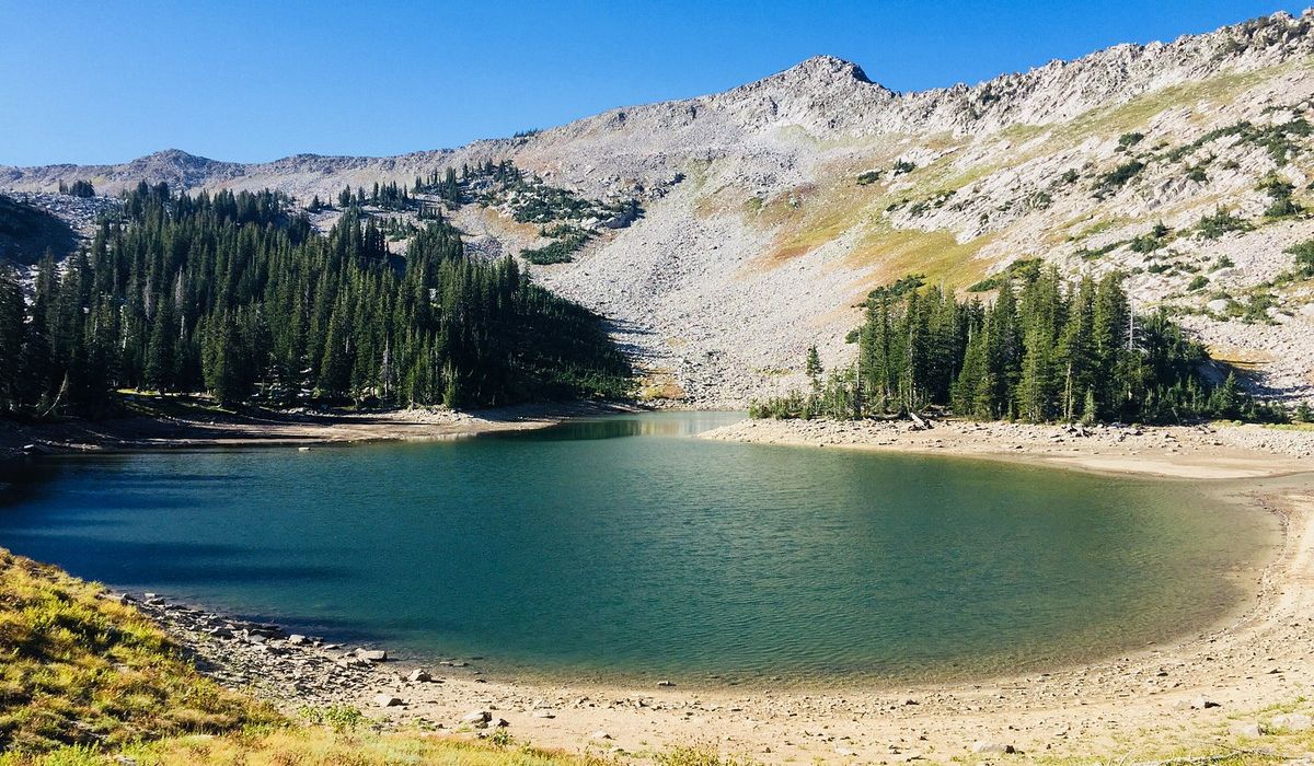 Hidden Mountain Passes In Utah's Big Cottonwood Canyon | TouristSecrets